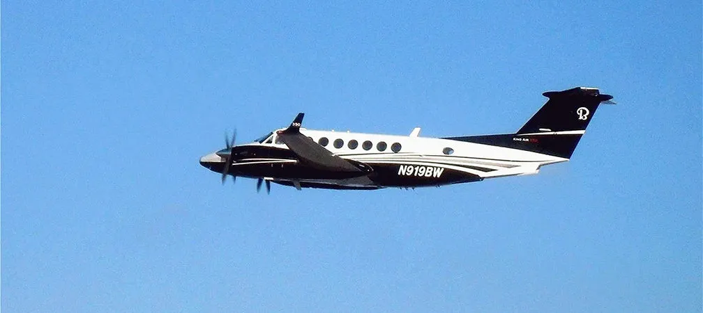 Ballard Aircraft Sales - 1997 BEECHCRAFT KING AIR 350 N559AL S/N: FL-173