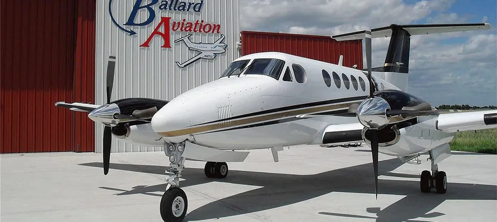 Ballard Aircraft Sales - 2000 BEECHCRAFT KING AIR B200-2 N408RN S/N: BB ...