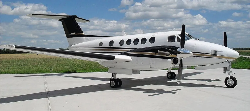 Ballard Aircraft Sales - 2000 BEECHCRAFT KING AIR B200-2 N408RN S/N: BB ...